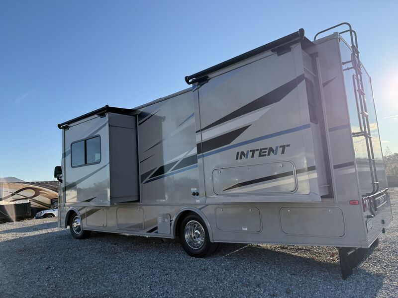 Used 2020 Winnebago Intent 28Y for Sale by Dealer in Greenville, South ...